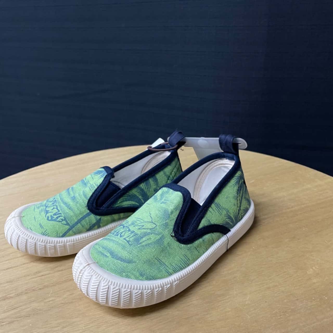 Walnut Melbourne Charlie Cruise Shoes Kids Size 27 Palm Green BNWT