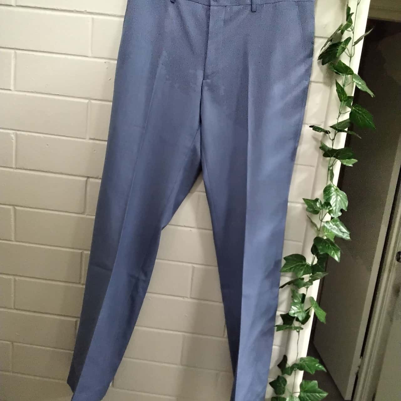Connor Mens Dress Blue size 33(s)