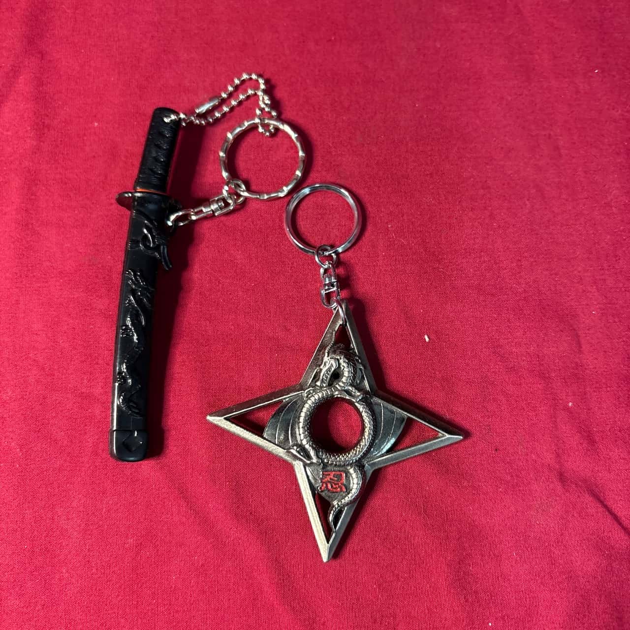 Men's Makai Dragon Shuriken Key Chain & Japanese Samurai Sword Key Ring