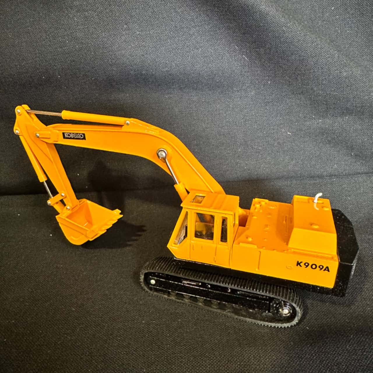 KOBELCO POWER SHOVEL K909A KOBE STEEL,LTD S 1/50