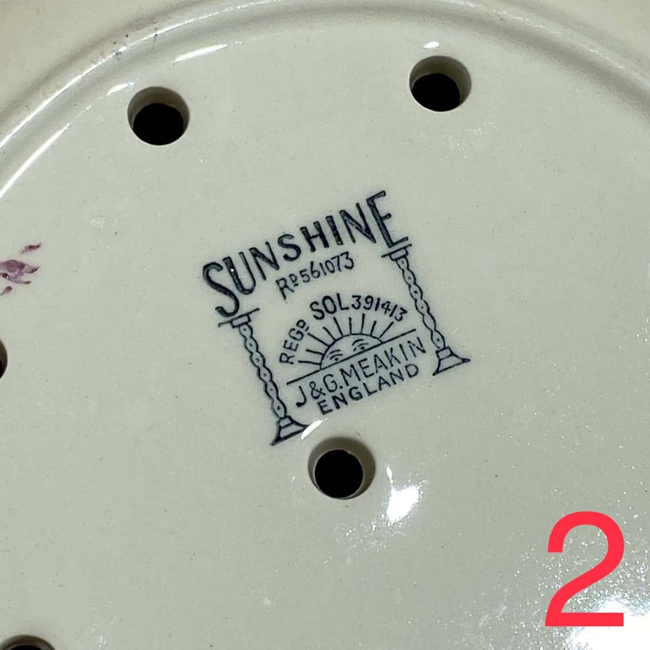 J&G Meakin Sunshine plates set of 4