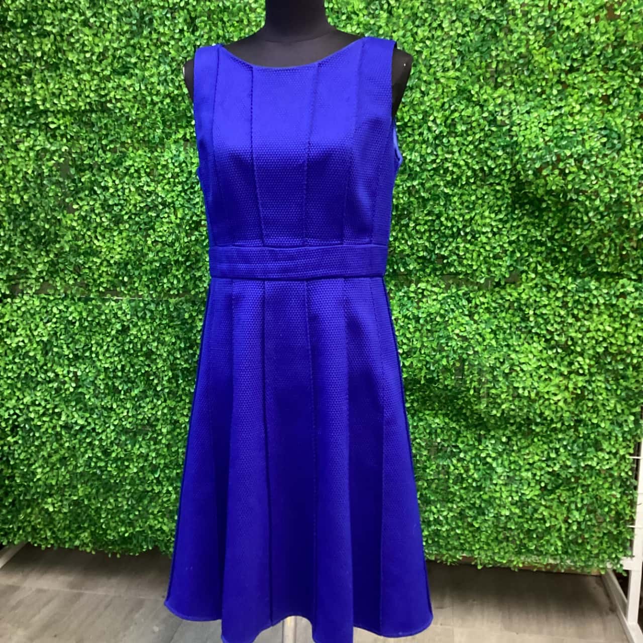 Review Womens Size 12 Midi Dress / Sleeveless Dress Blue (s)