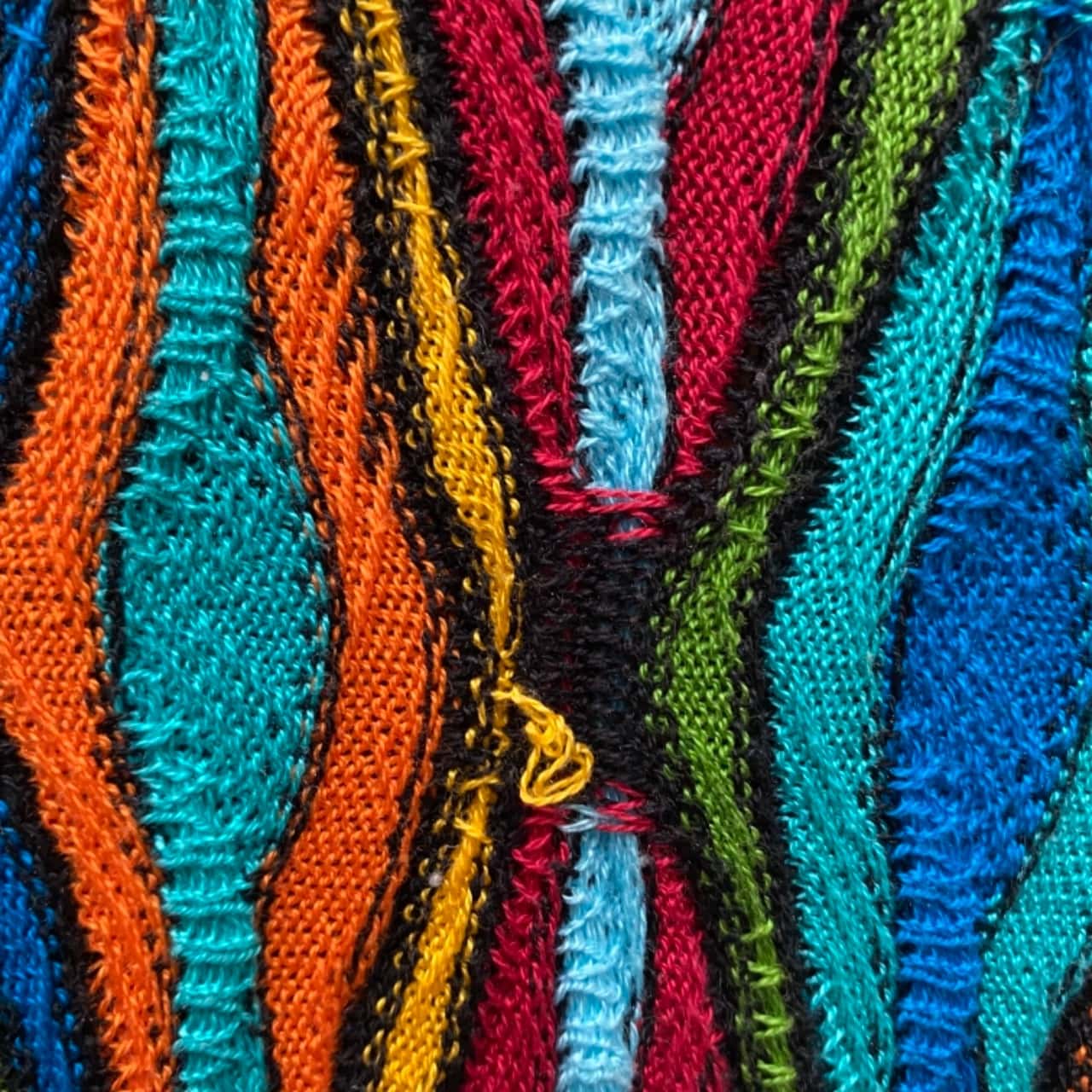 Unisex COOGI Brand Vest Size Medium Vintage Retro 80s Colourful Rainbow (s)