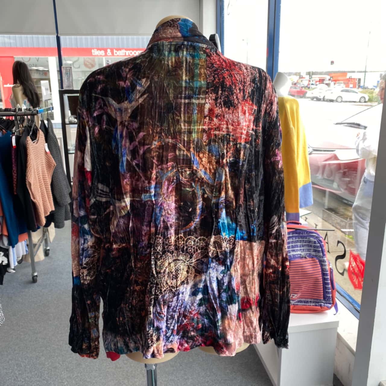 Womens Velvet multicoloured jacket Size 6 -10(s)