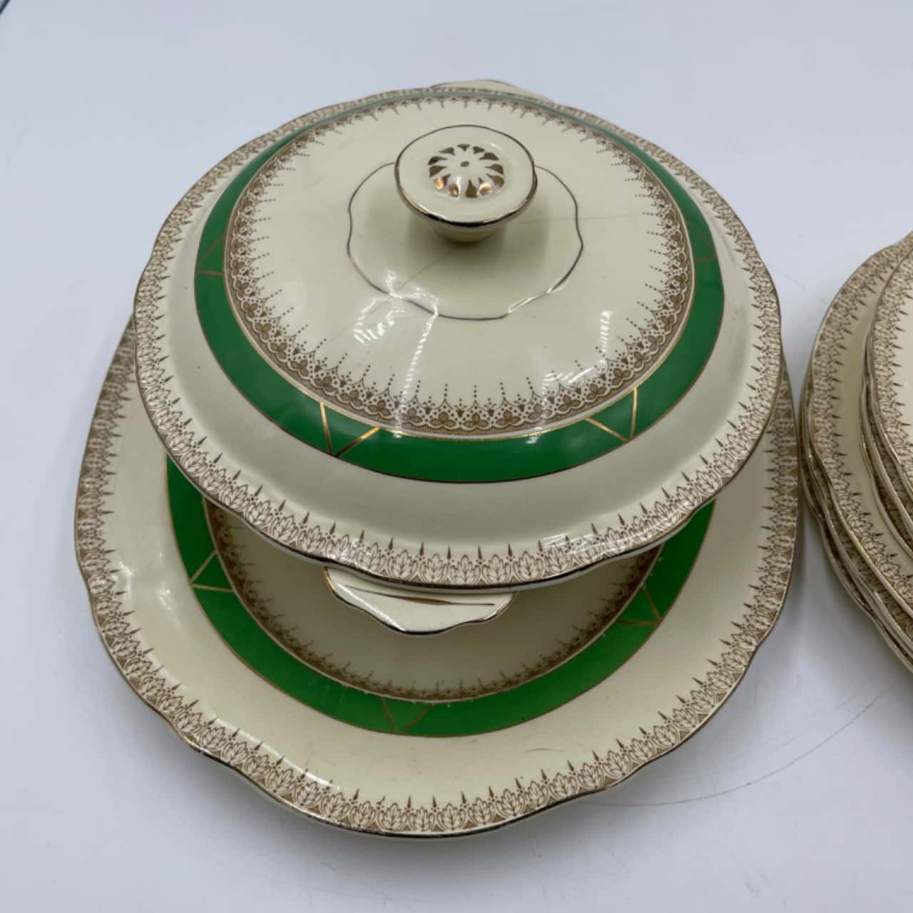 *Reduced* Vintage Green and Gold Alfred Meakin Marigold dinnerware ...