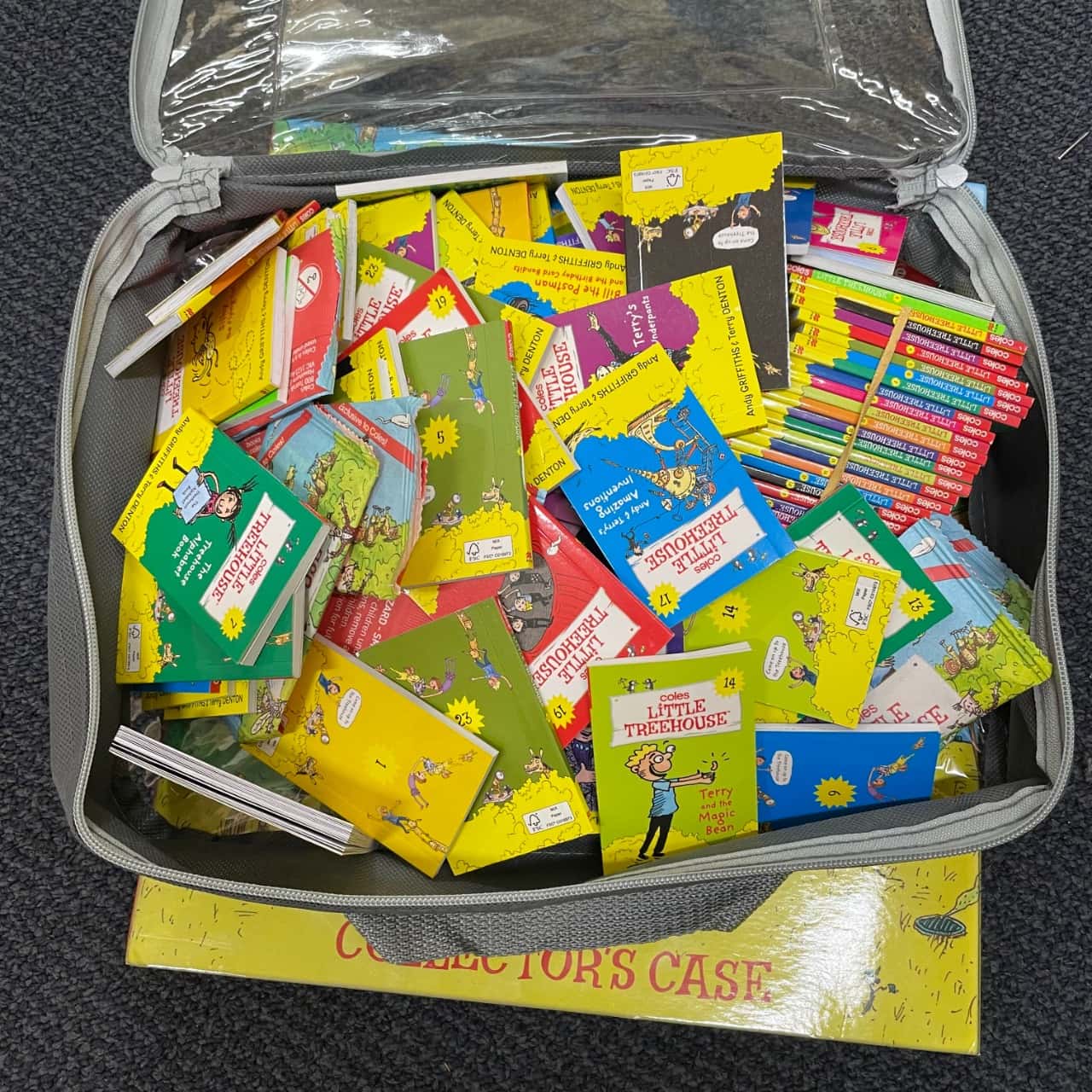 Coles Little Treehouse books. One complete set plus 1.7 kg books(s)