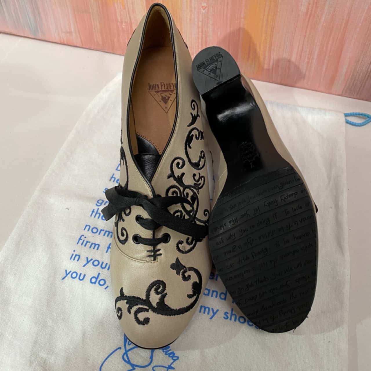 JOHN FLUEVOG Designer High Heel Beige (s)