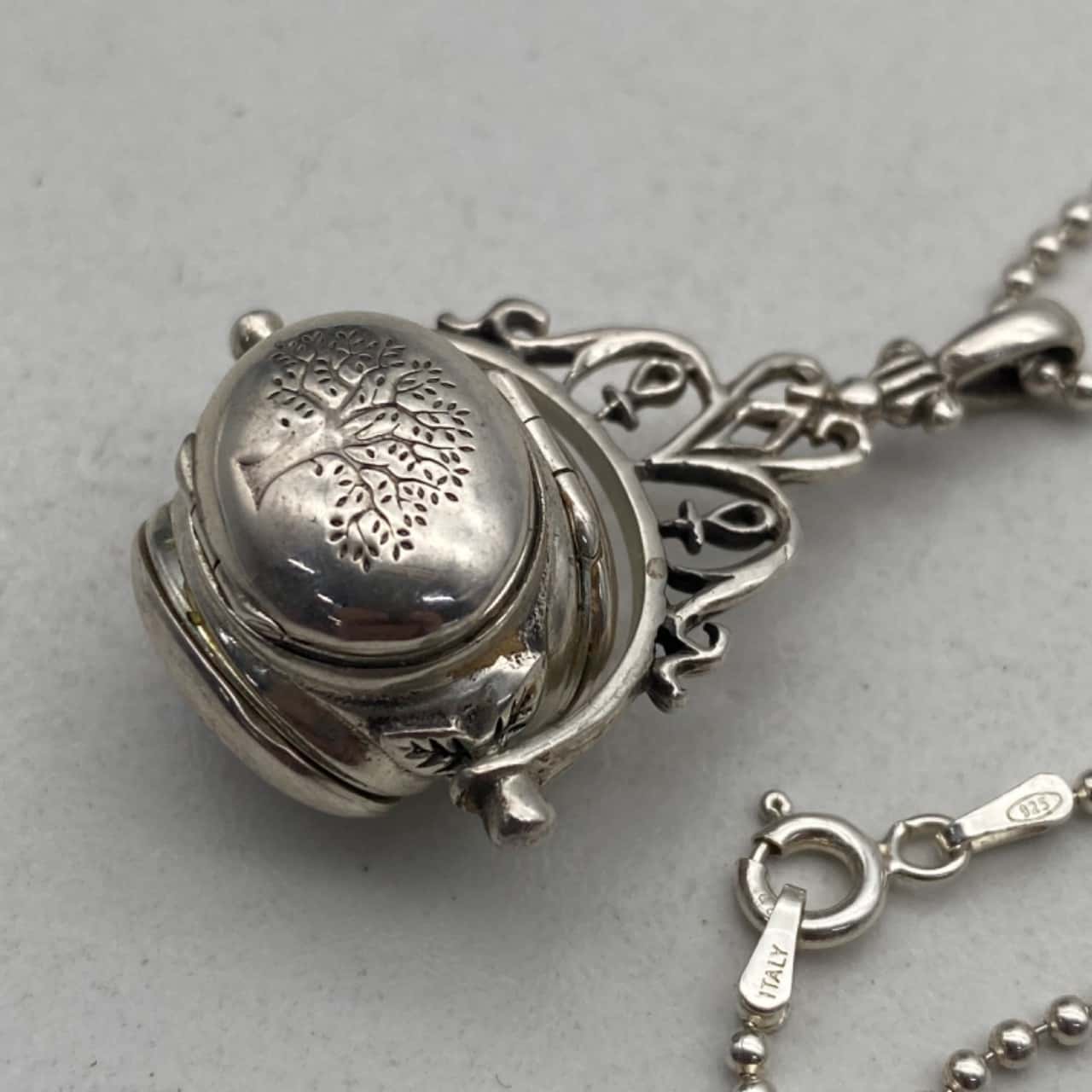 Stunning 925 Sterling Silver Tree of Life Victorian Style Triple Locket ...