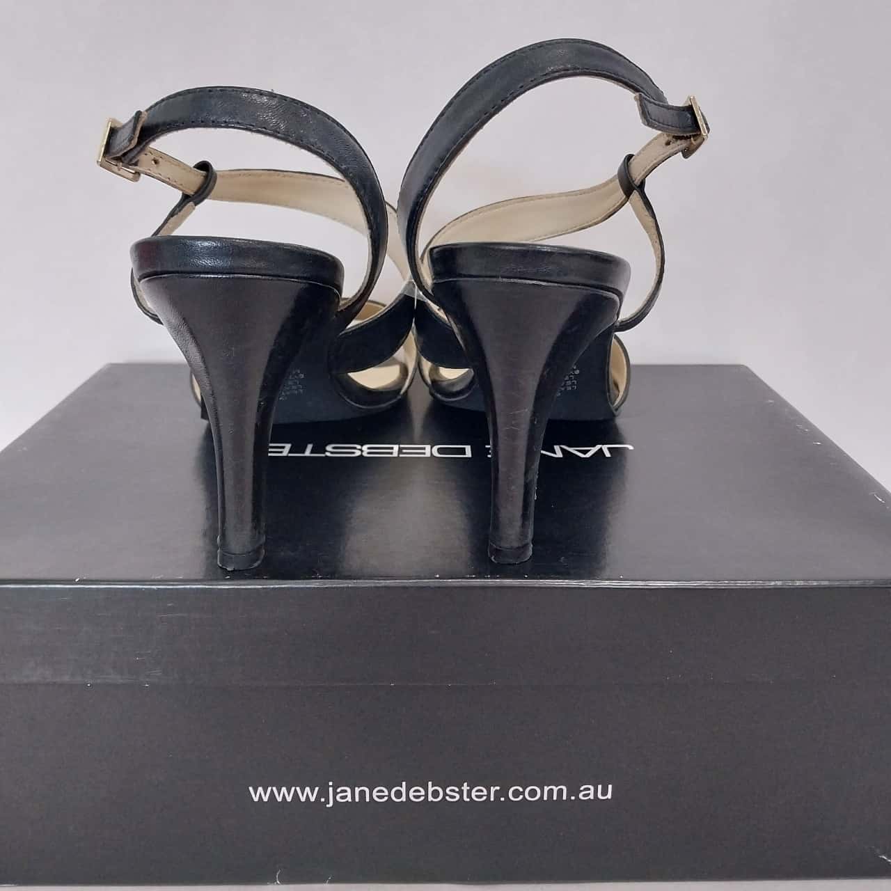 Jane Debster open heels. Size 7.5, Black. (s)