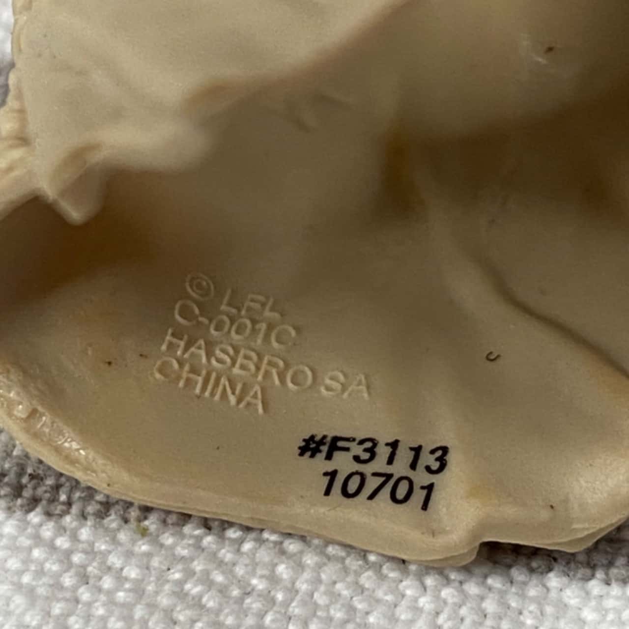 1977 Luke Skywalker Farm Boy & Little Ewok figures.