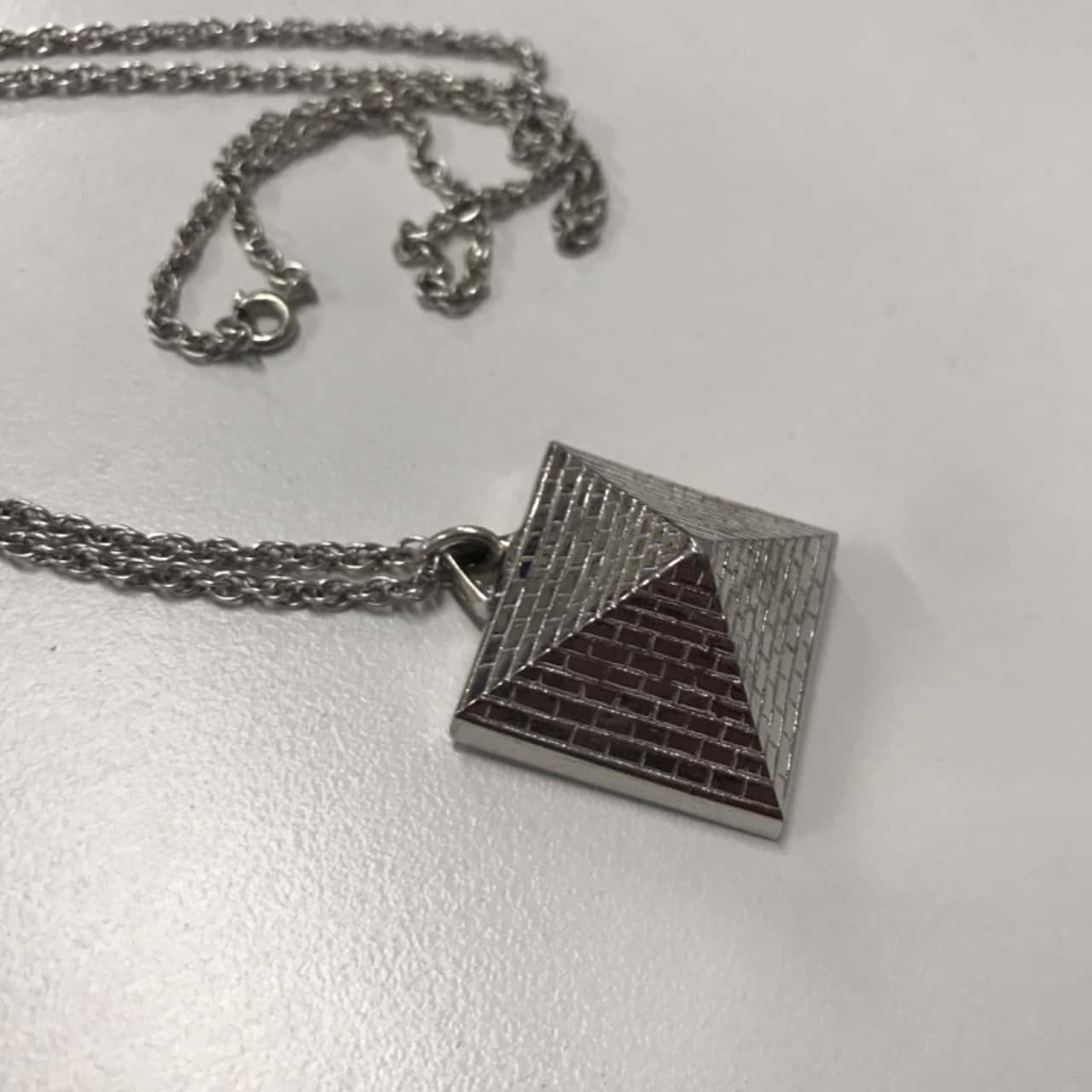 Vintage Talisman Guild 1976 Pyramid Pendant (s)