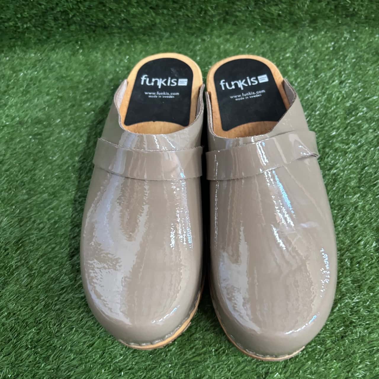 Funkis Taupe Classic Clogs With Natural Timber Sole Size 38(s)