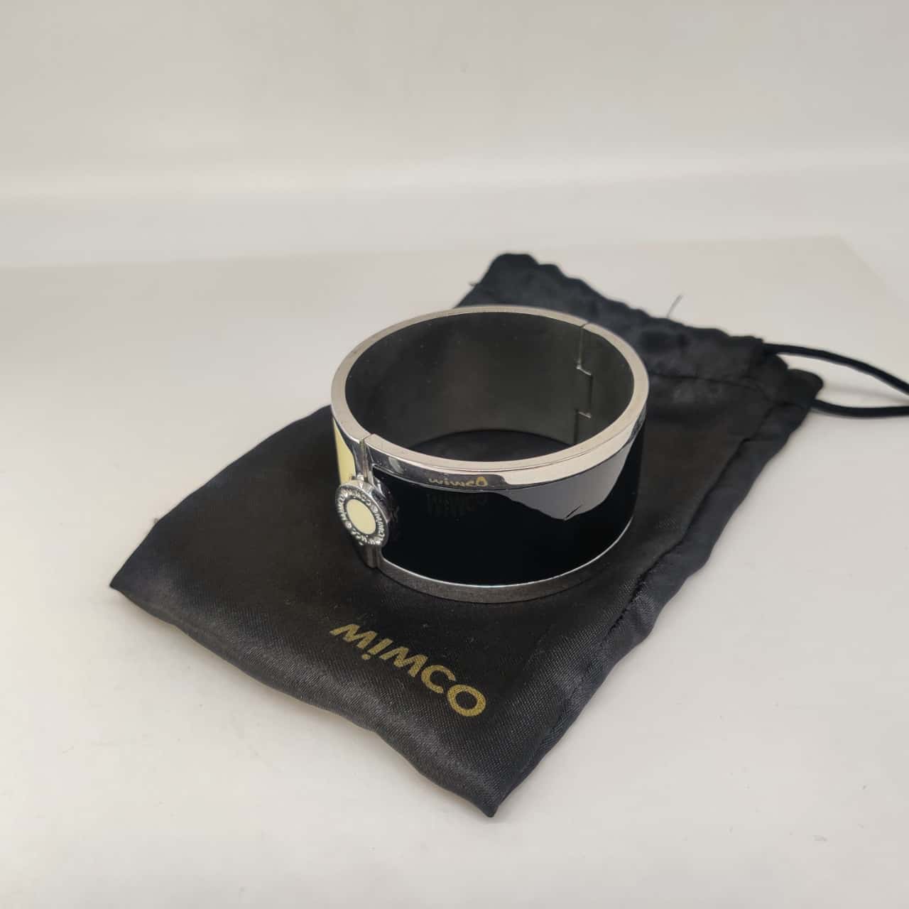 Mimco Womens Black & Cream Bangle 6cm Diameter with Circle Clasp in Pouch