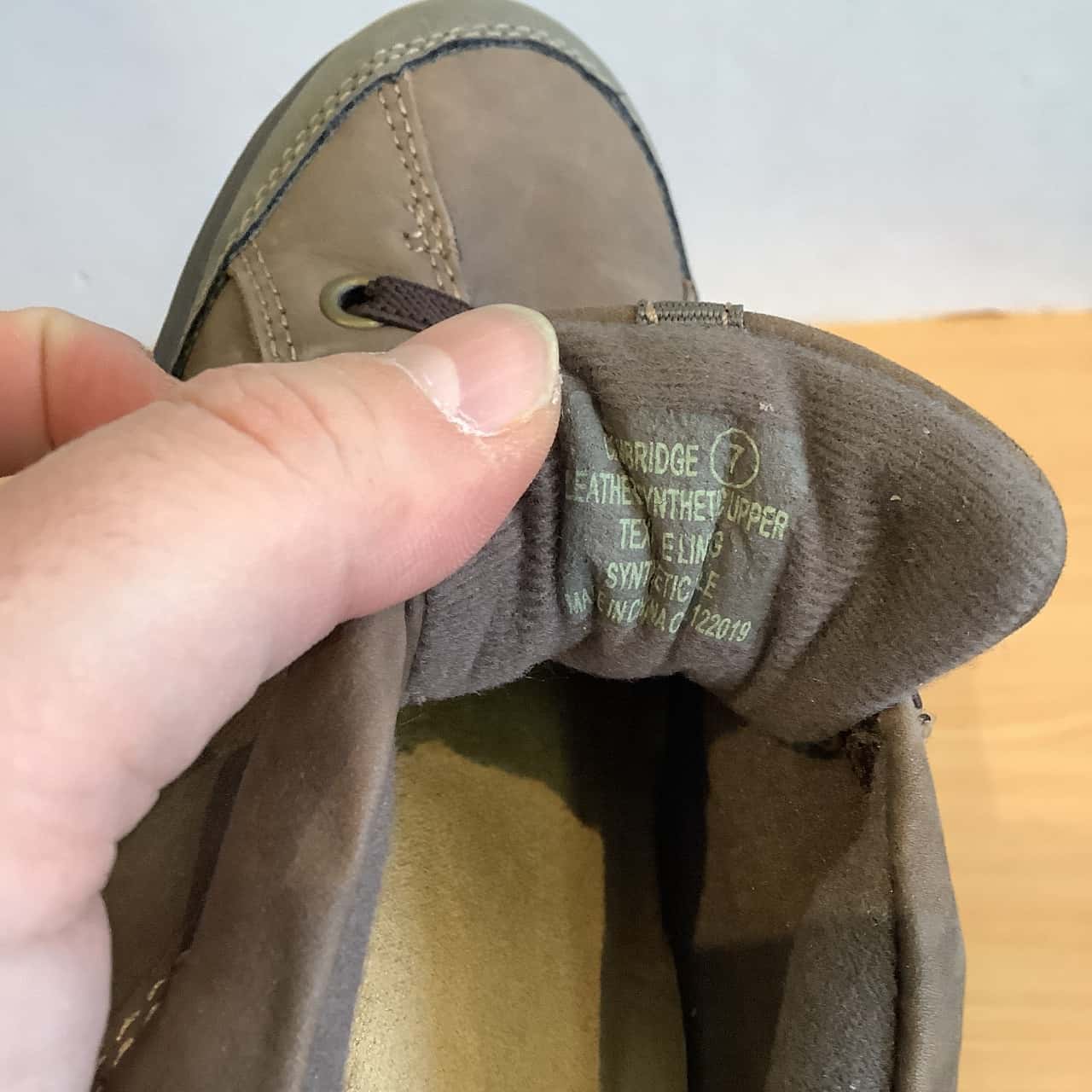 Planet Shoes Women's Size 7 Leather Slip on Runners Brown (s)