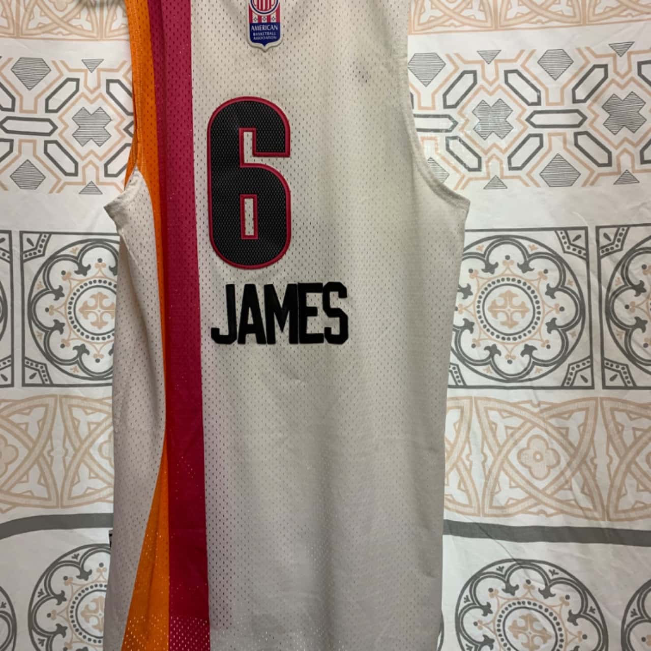 Adidas Mens NBA Basketball singlet Size XL Orange / Pink / White (s)