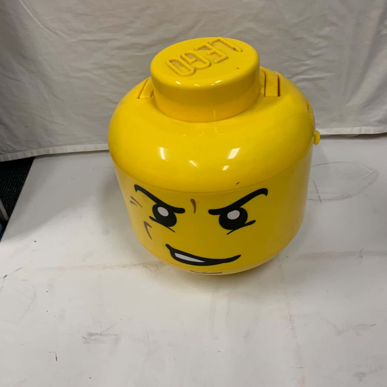 Lego Head Storage with Vikings (s)