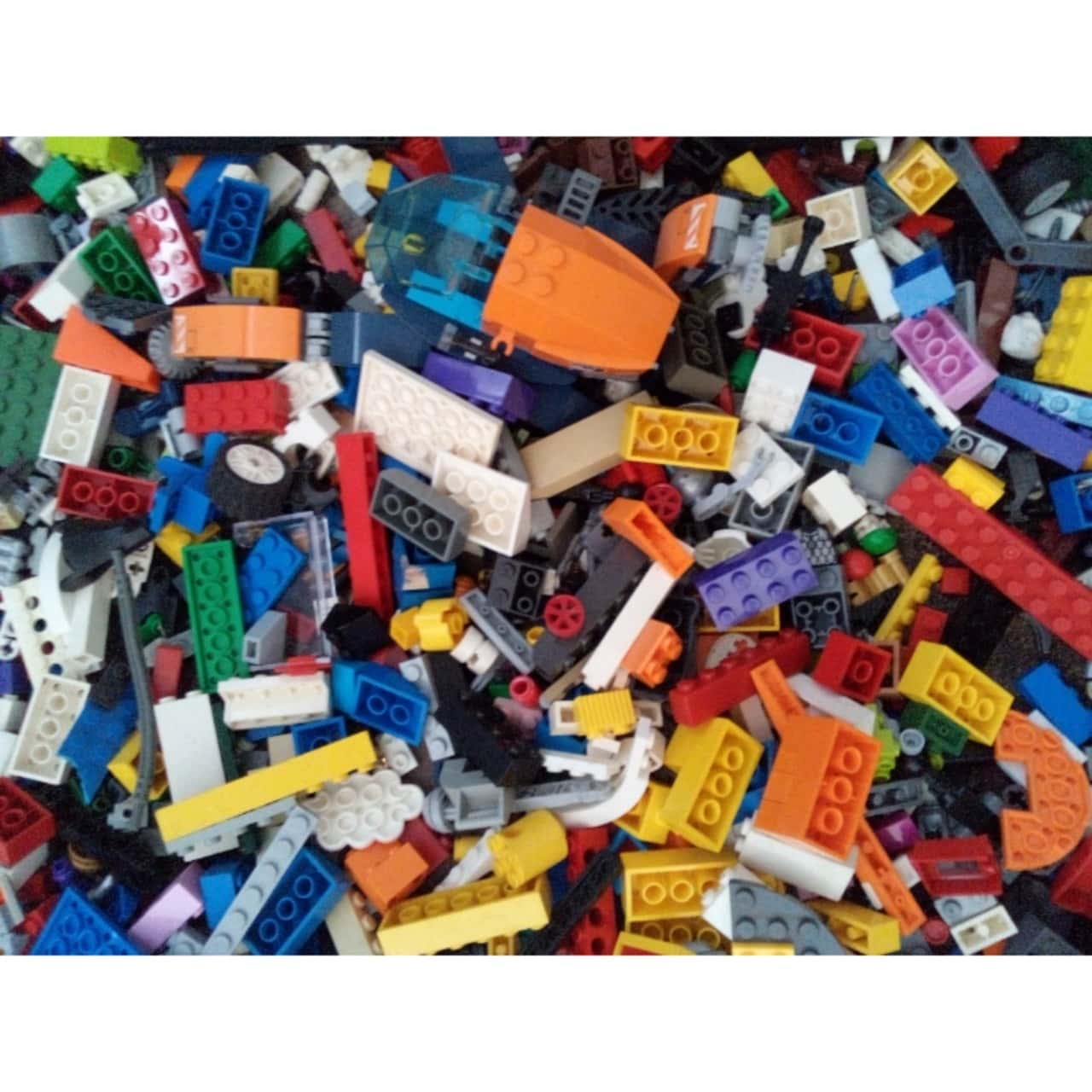LEGO Bundle Assorted Vintage/Modern Mix 7.5 KGs of FUN!(s)