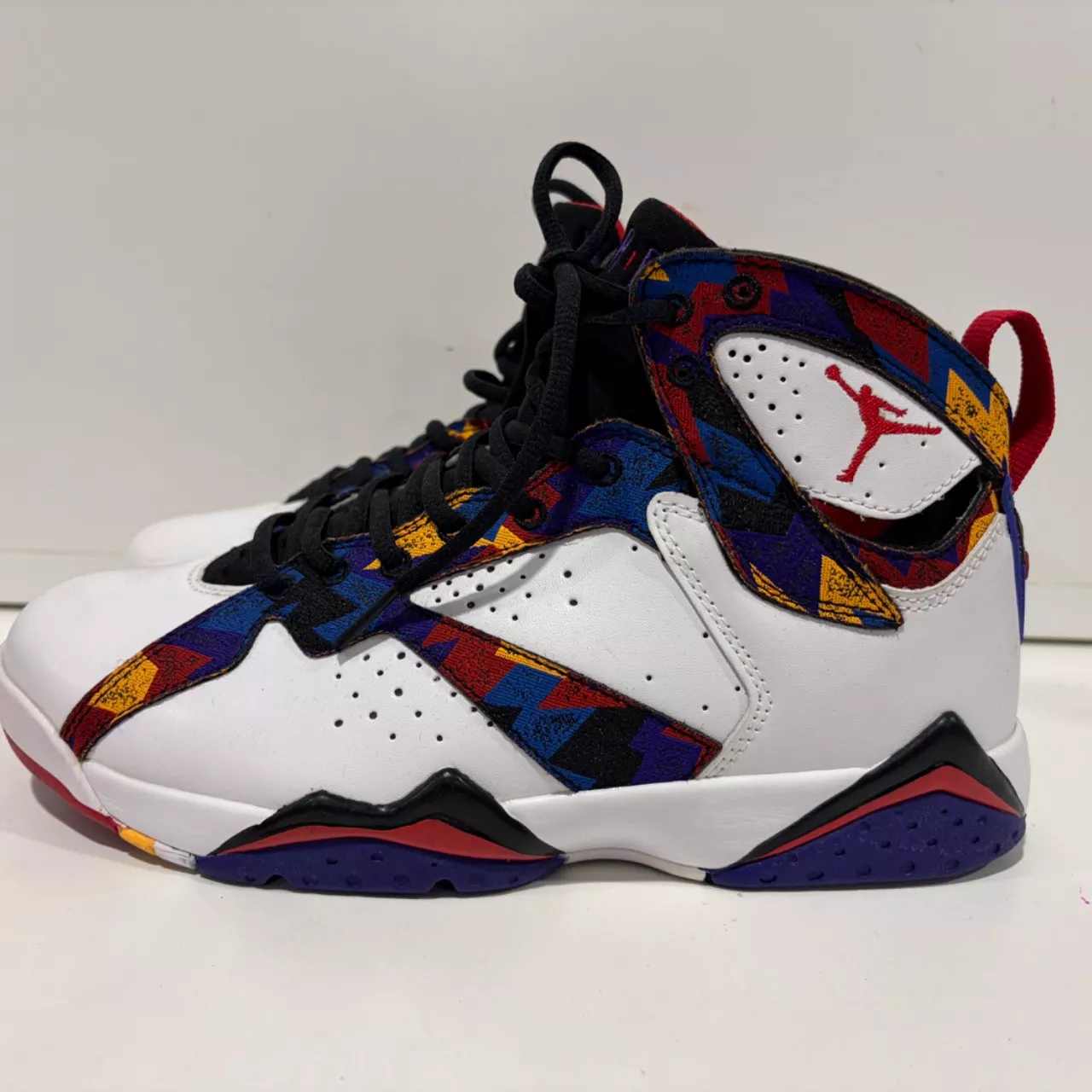 Air Jordan Basketball Mens Size 7 Sneakers - Used Very Good | Salvos Stores