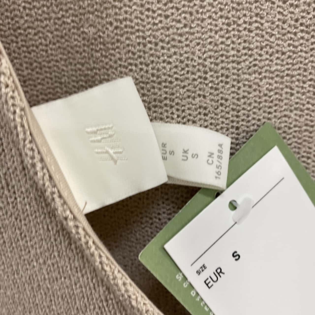 H&M Womens Size S Long Sleeve Beige (s)