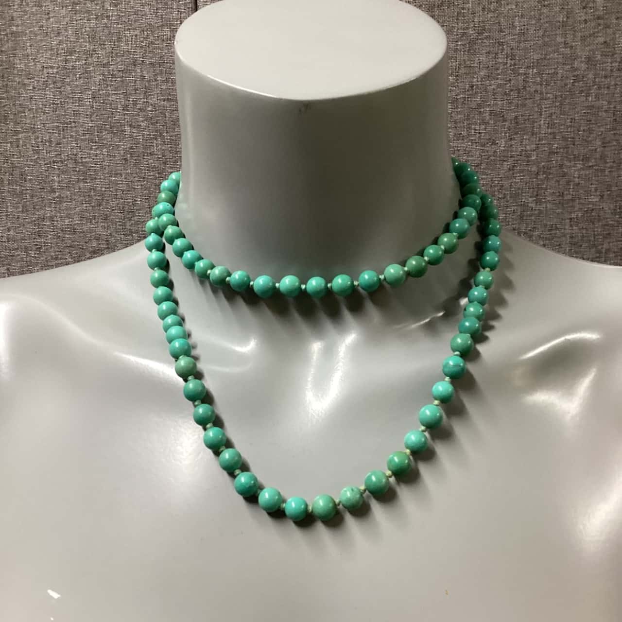 Turquoise jem beaded necklace(s)