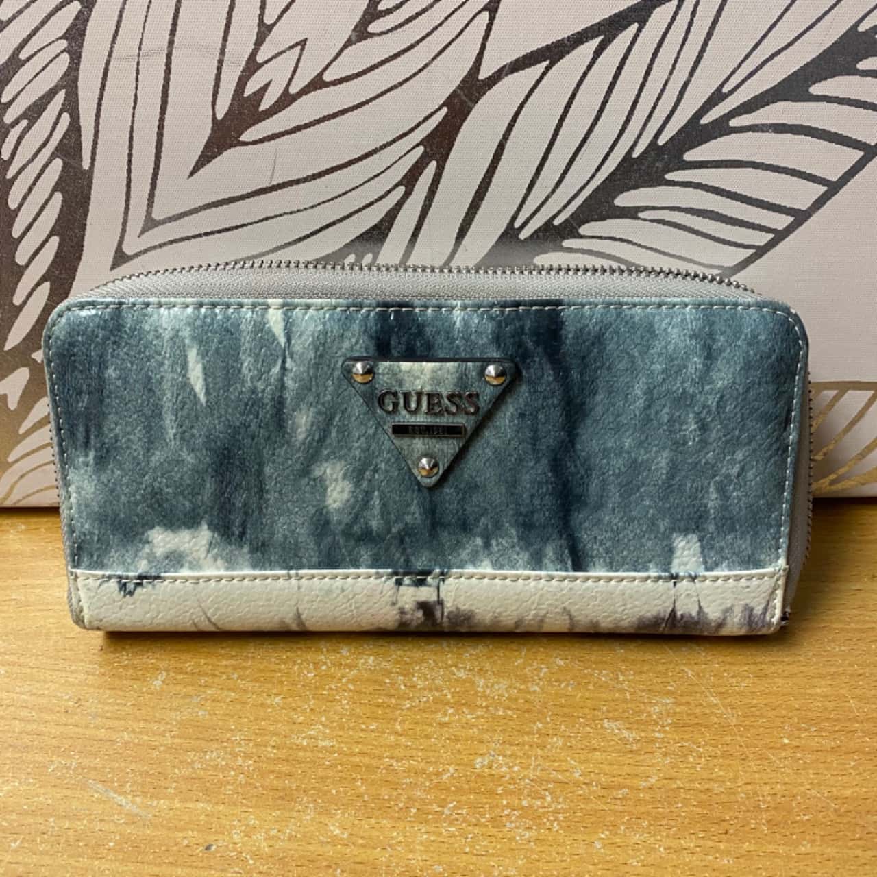 Guess Womens Purse(s)