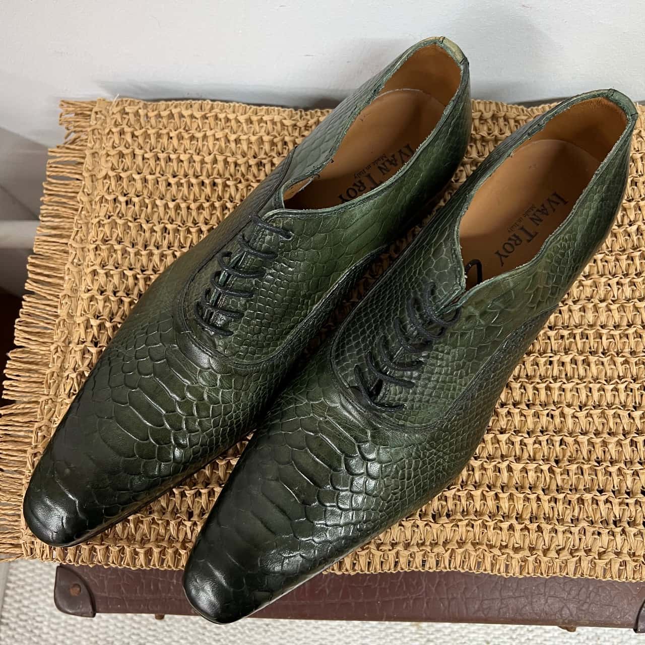 Ivan Troy George green crocodile print Italian leather shoes(s) - Used ...