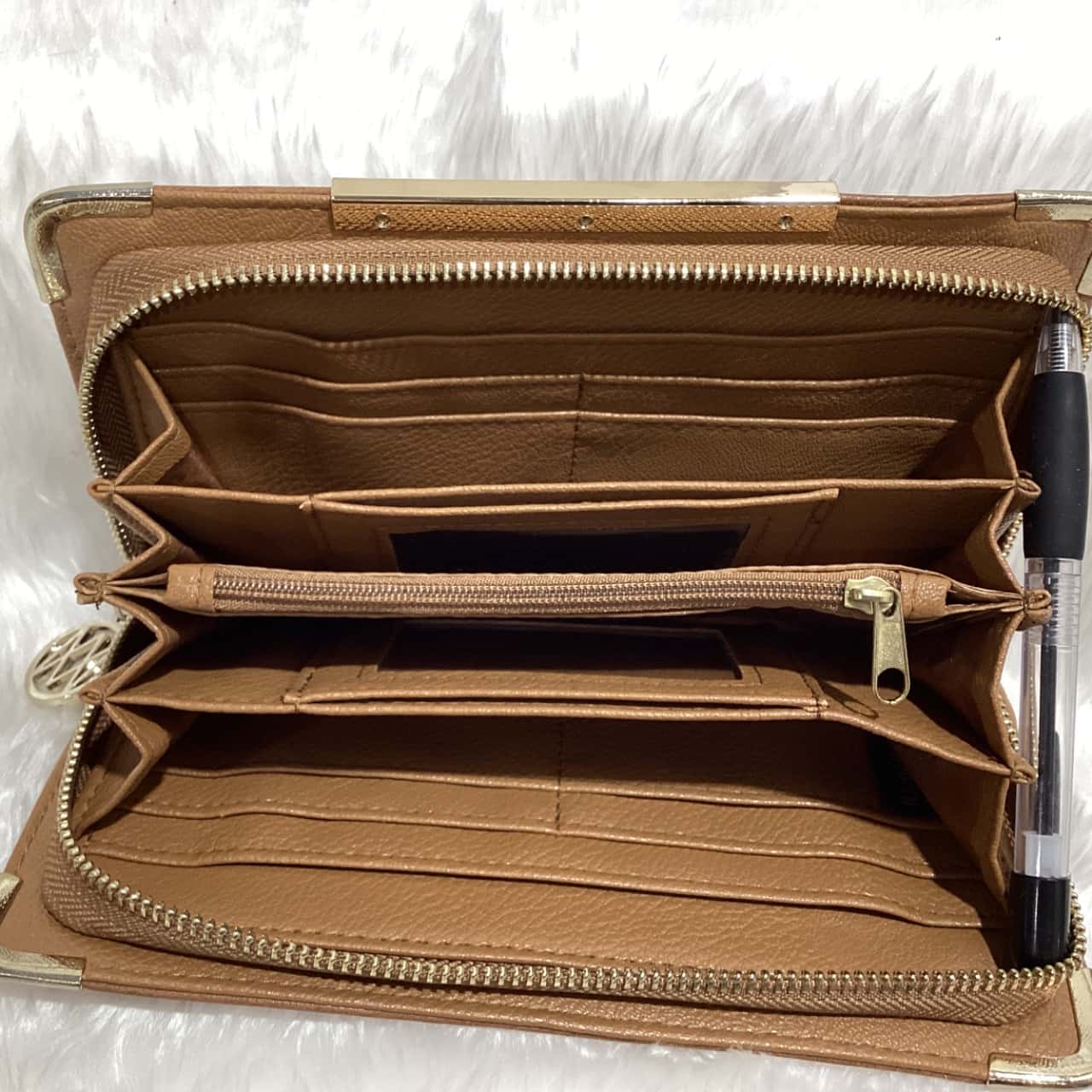 Marikai Womens Clutch Tan