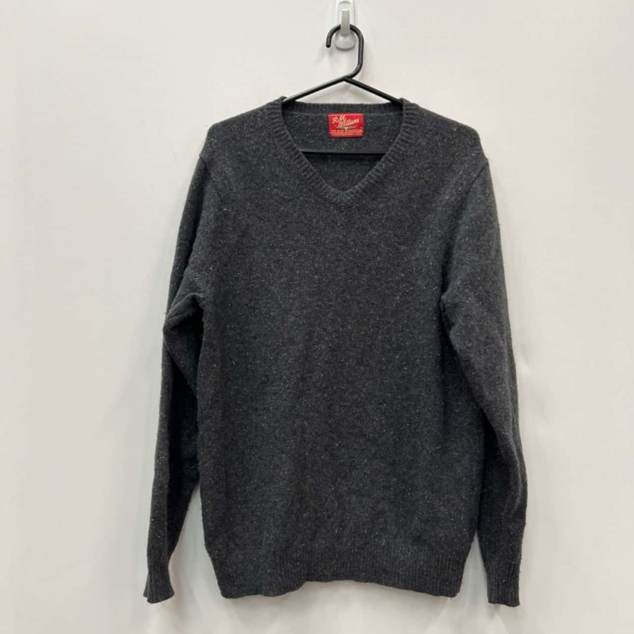 R.M. Williams Lambs Wool Jumper - Size L - Grey (s)