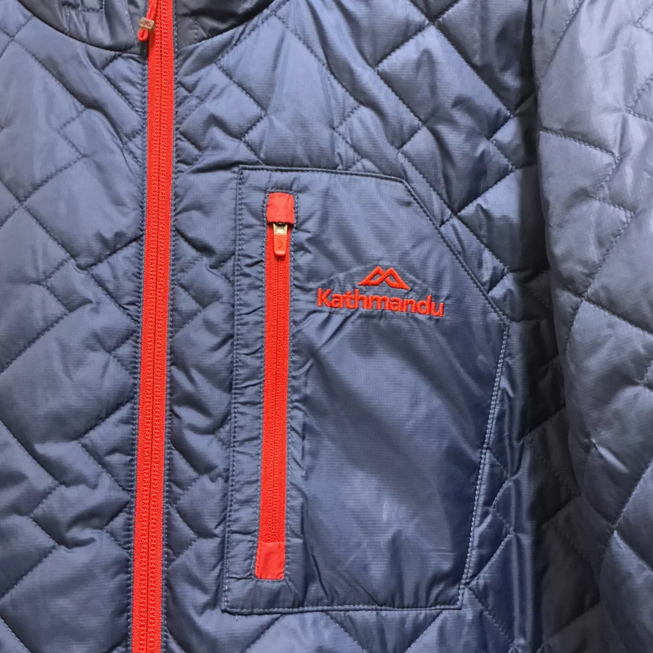 Kathmandu Mens Size XL Winter Jacket Navy Blue / Red (s)