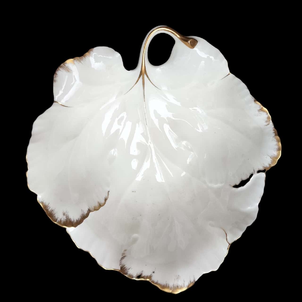 Mikasa Ivory Bone China Dish With 24 Karat Gold Trimming