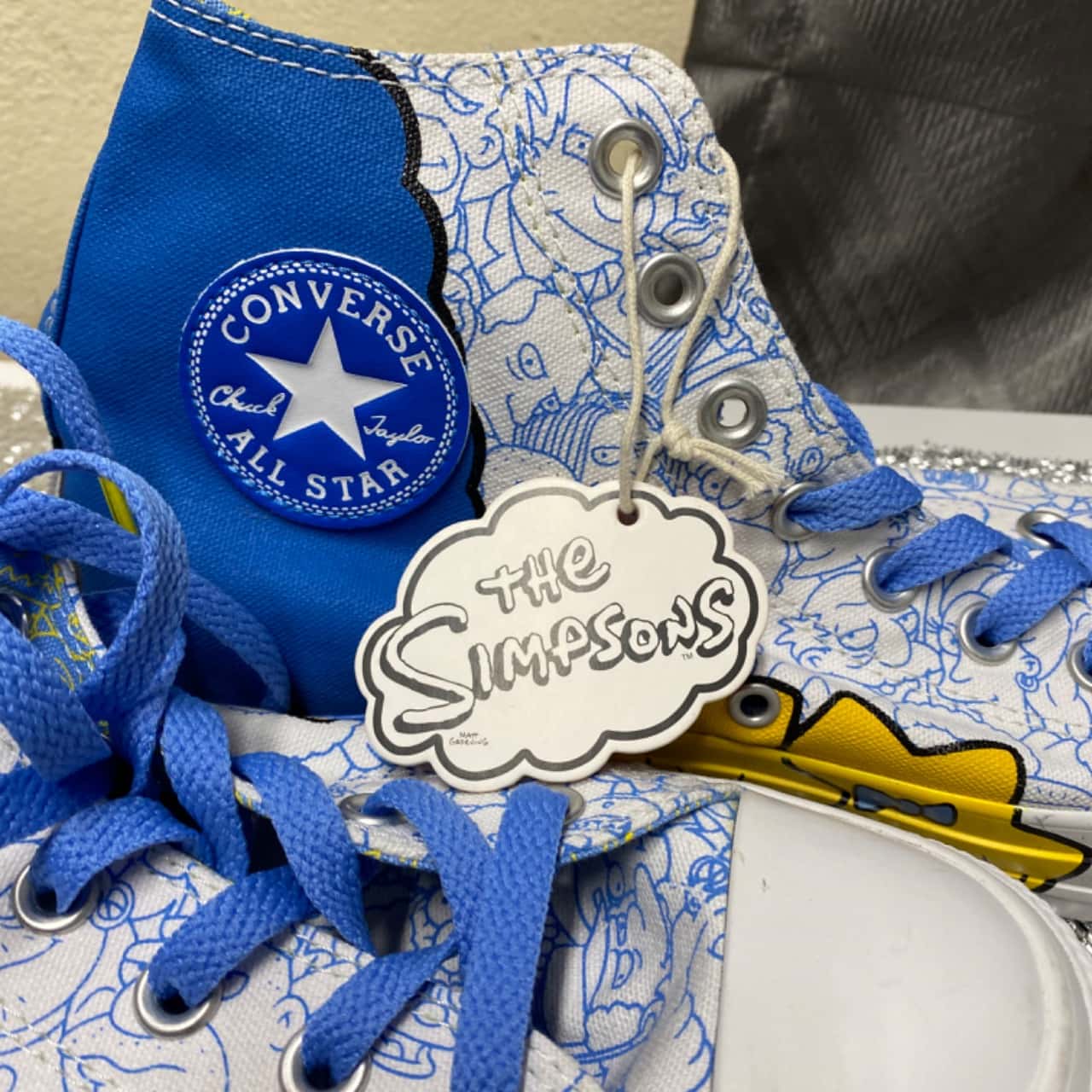 CONVERSE Unisex Simpson High Top Sneakers BNWT