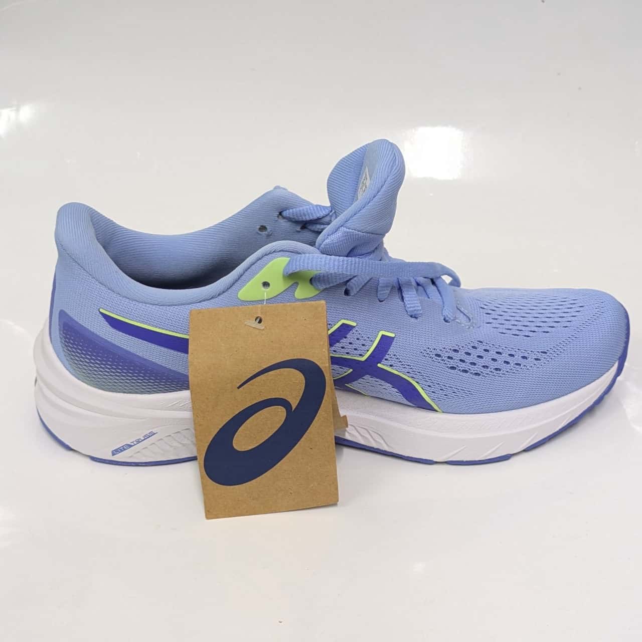 Asics Womens Blue Running Shoe Size 5 BNWT(s)