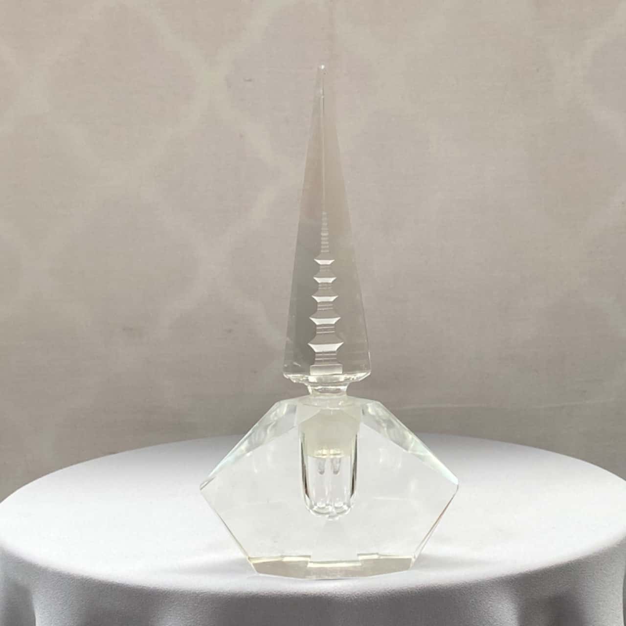 *Mother's Day SALE* Vintage Pagoda Crystal Perfume Bottle (ENDS 20/05 ...
