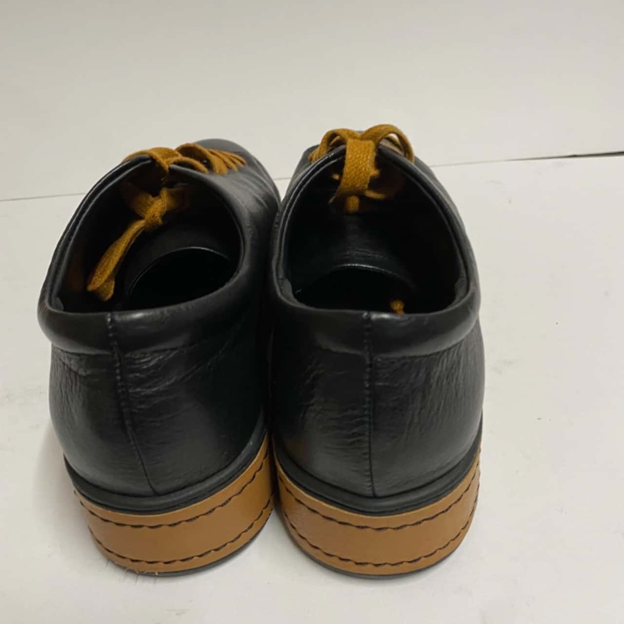 Midas Womens Size 38 Black/Tan leather Sneaker(s)