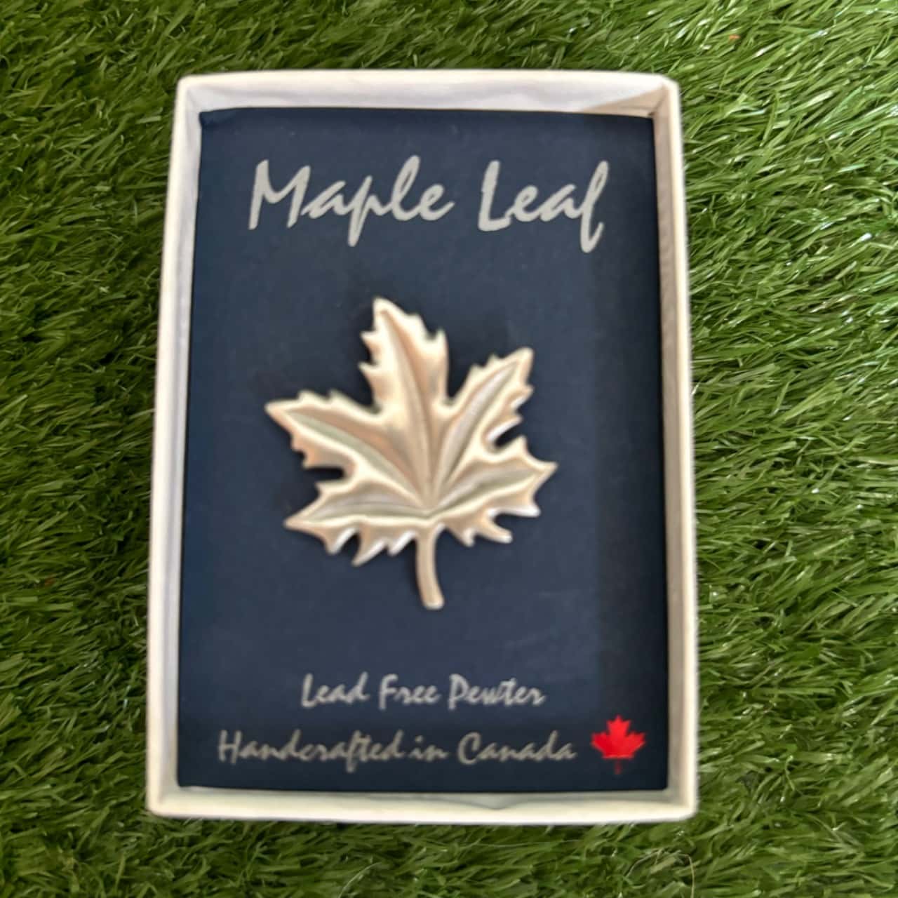 Maple Leaf Pewter Brooch (Boxed)(s)