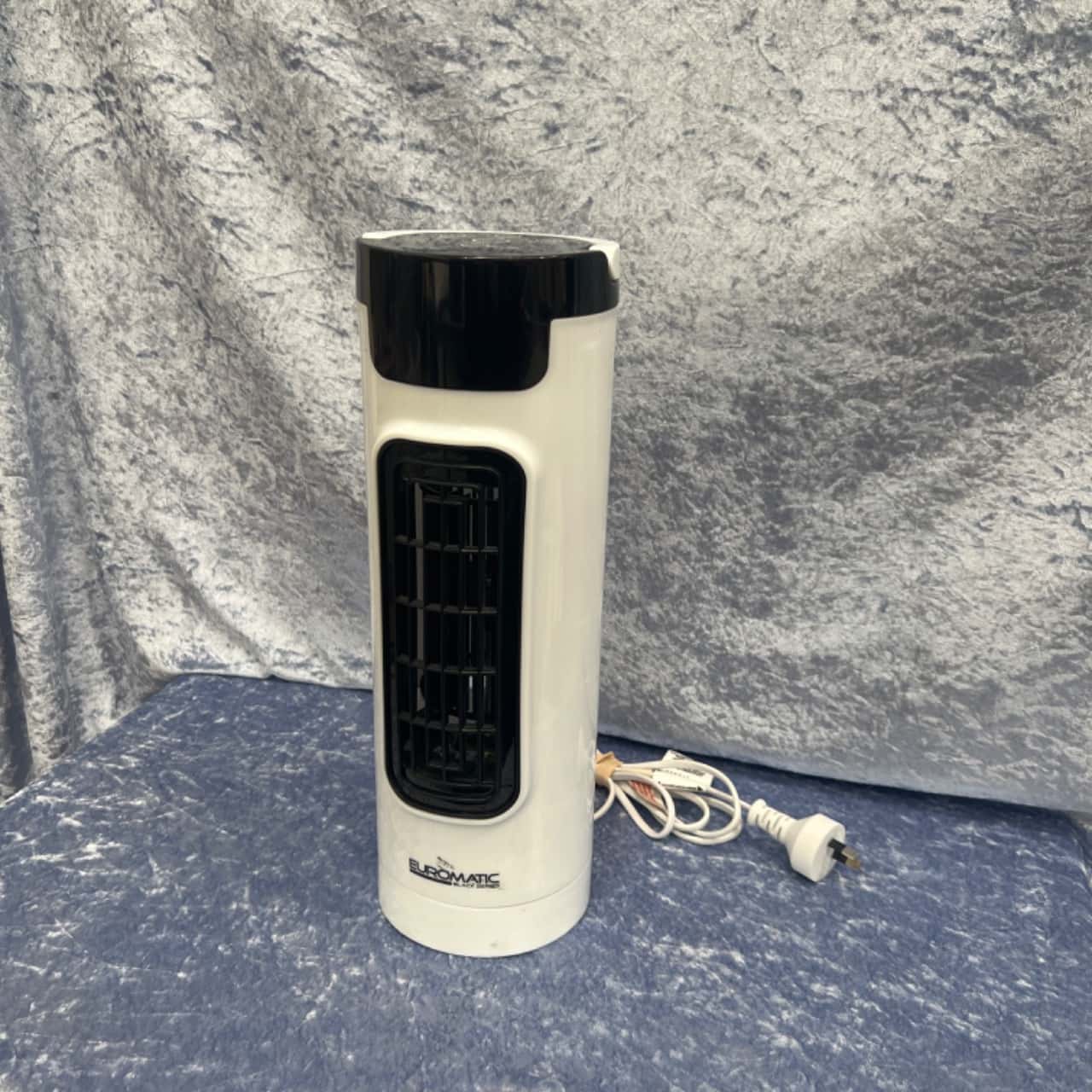 Euromatic Mini Digital Oscillating Tower Fan