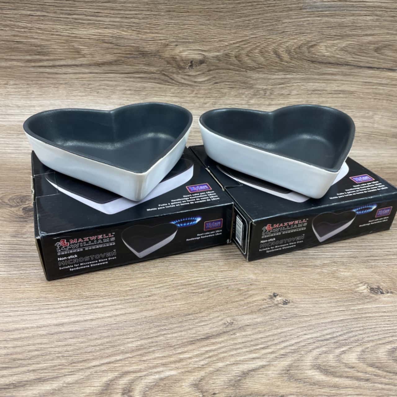MAXWELL WILLIAMS Heart Cake Pans x 2(s) - New Without Tags | Salvos Stores