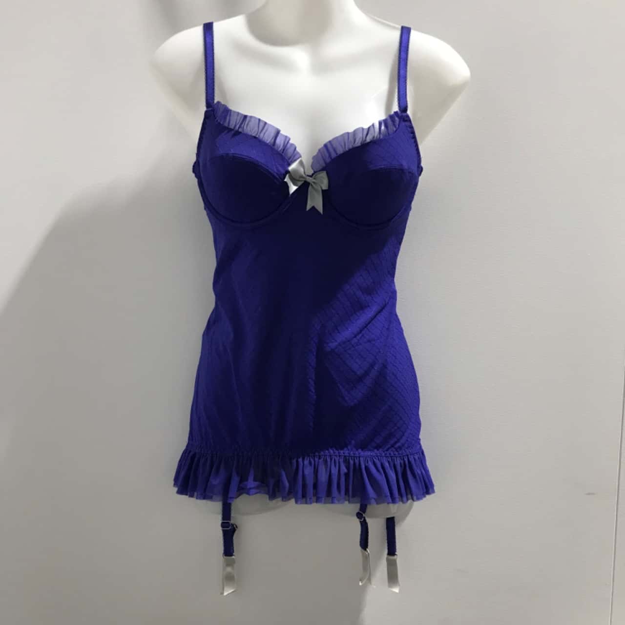 Womens Intimo Royal Blue Chemise with Suspenders Size 32C(s)