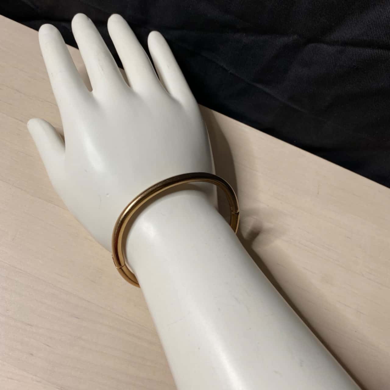 Envy Oval Shape Bangle