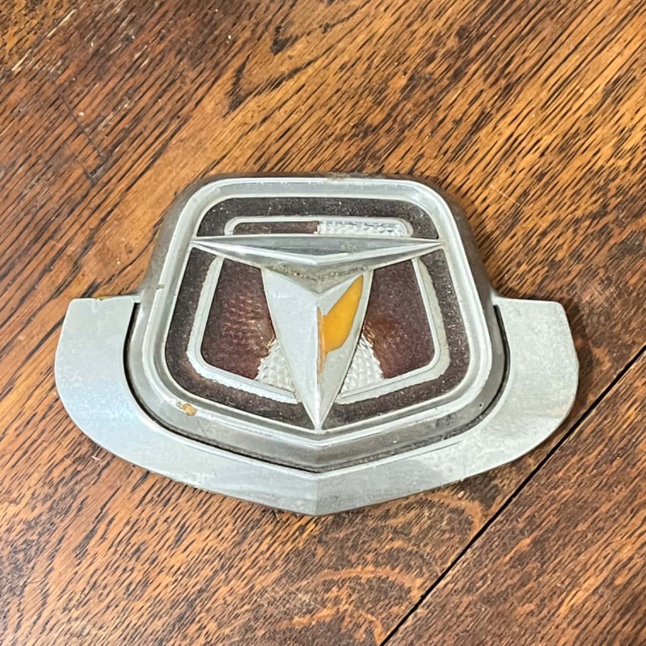 Toyota HIACE Front Emblem/Badge 1977-82 Genuine