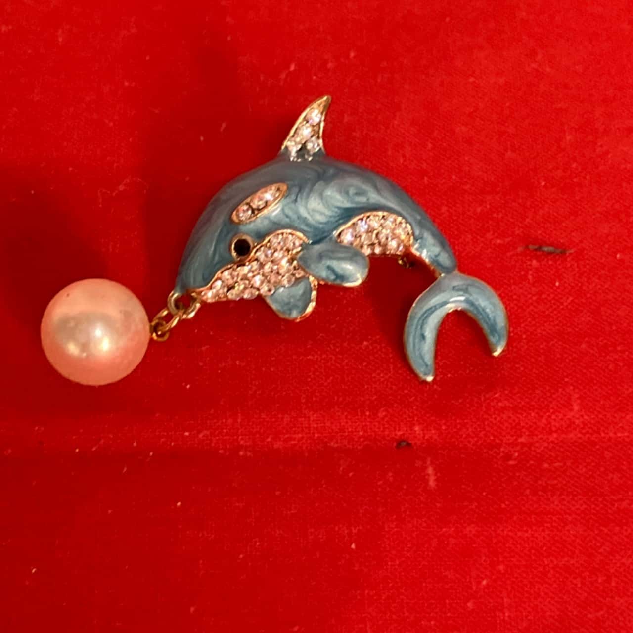 Women's Metal Dolphin Brooch with Crystals and Faux Pearl Blue (s)