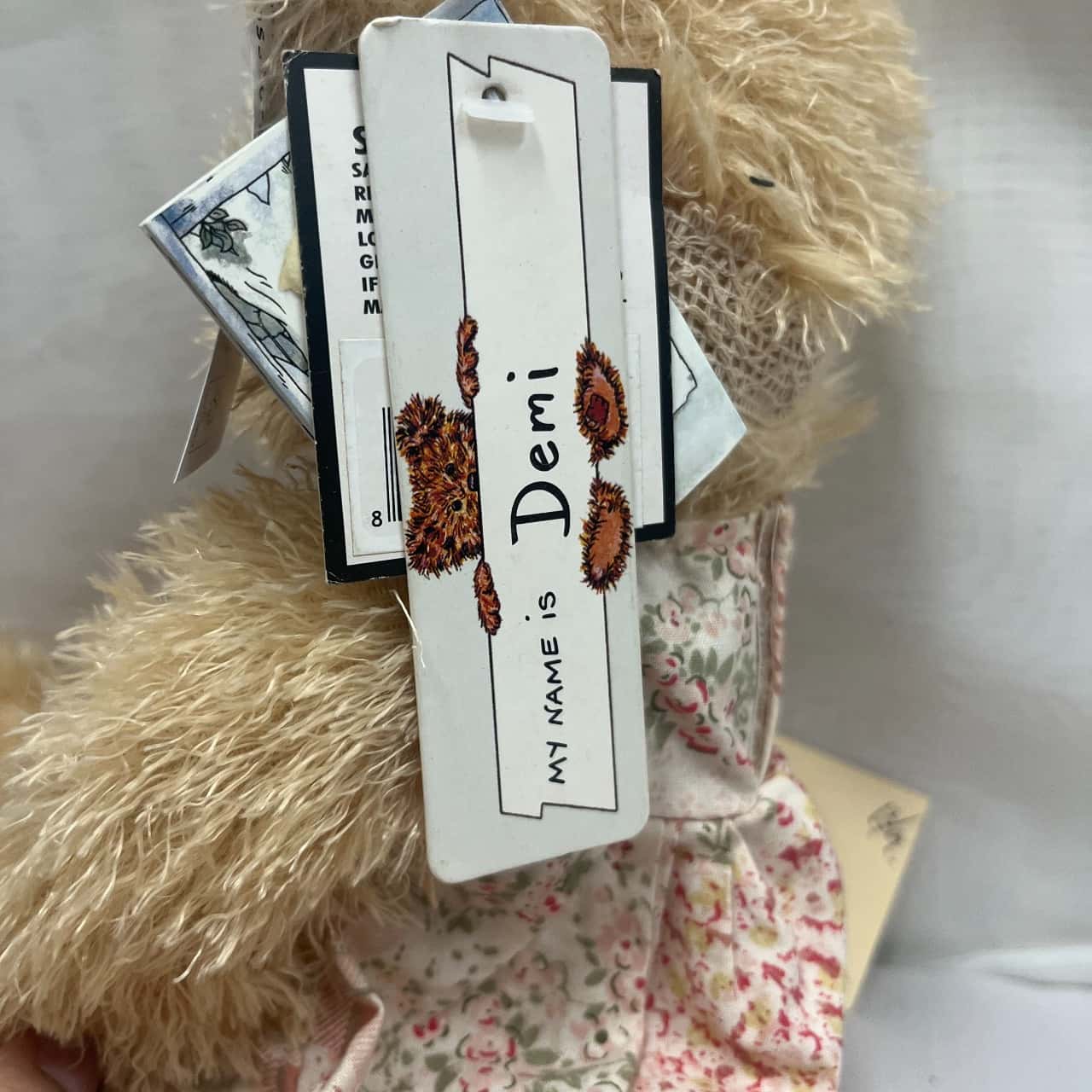 Settler bear My name is Demi 35cm app