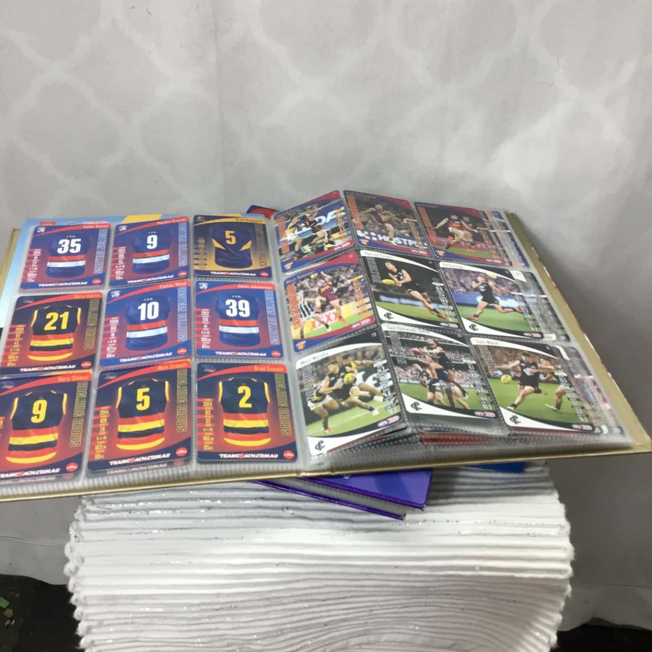 8 AFL Official Game Card Collector Albums & 2000+ extra AFL cards