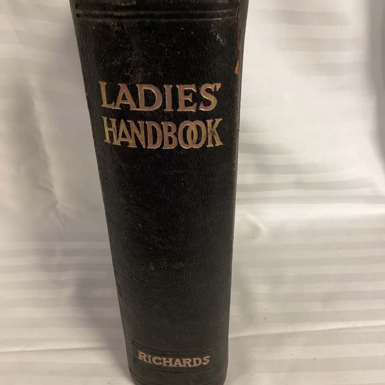 Vintage Womans Handbook 1940's(s)