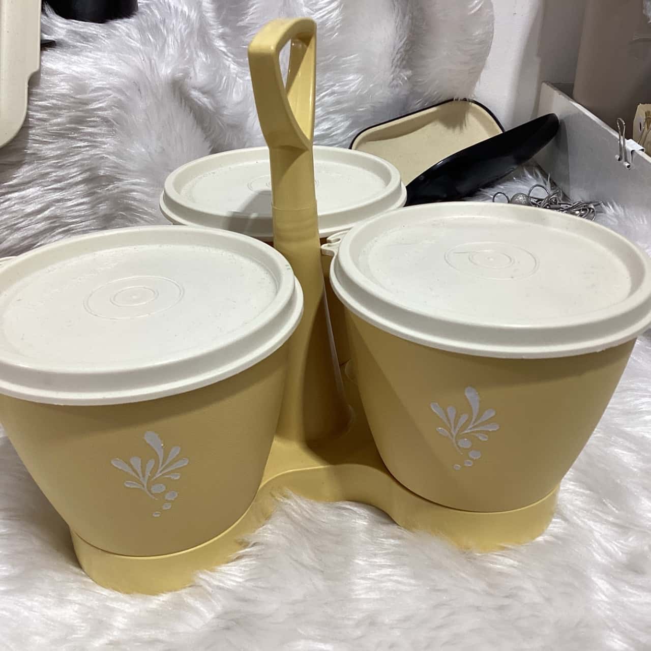 Tupperware kitchen set