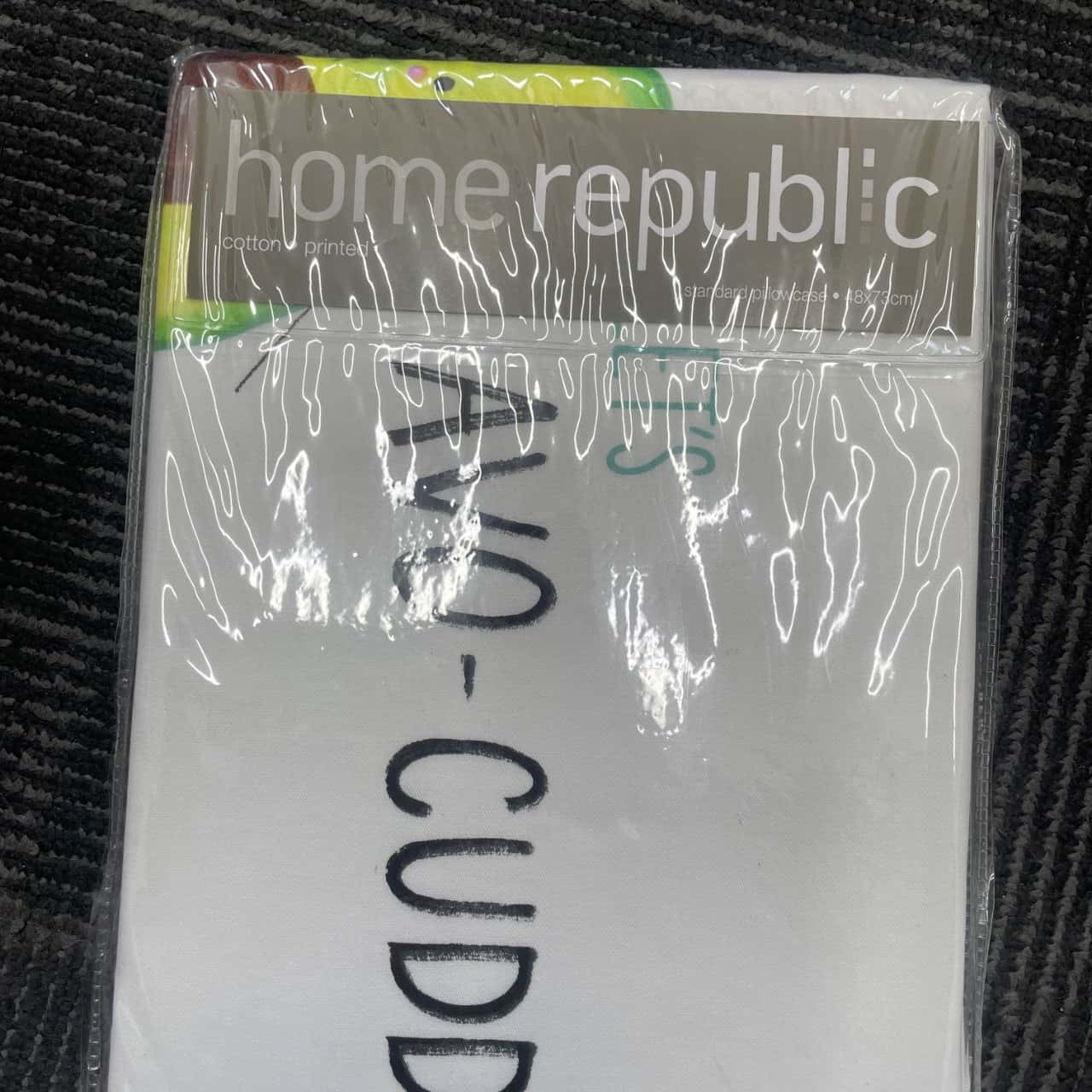 Avo-cuddle Pillow Case