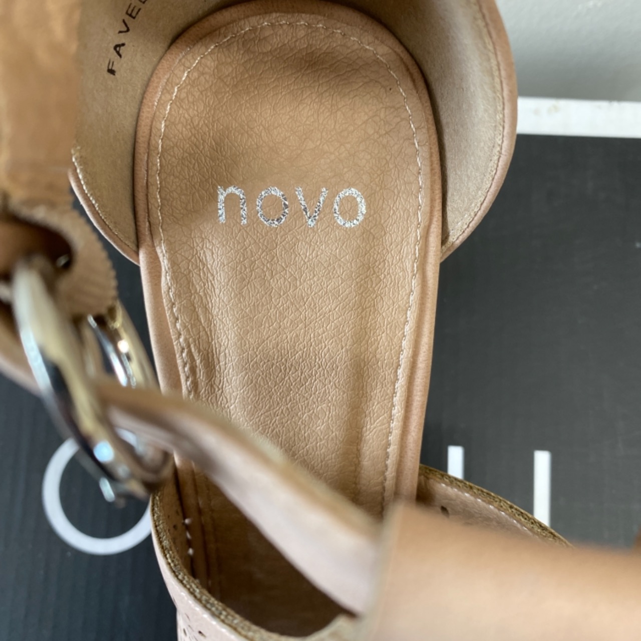 Novo Women's Open Toed Shoe with Heal Size 7 Brown - New Without Tags(s)