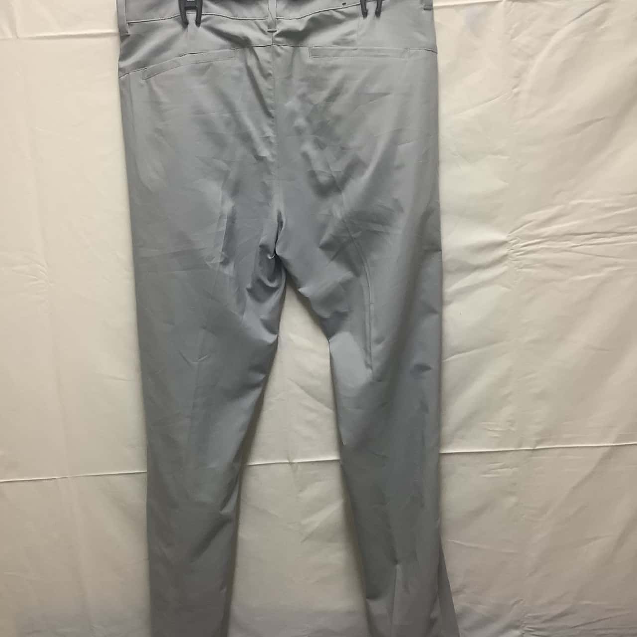 adidas Originals Mens Size 34 Dress Grey (s)
