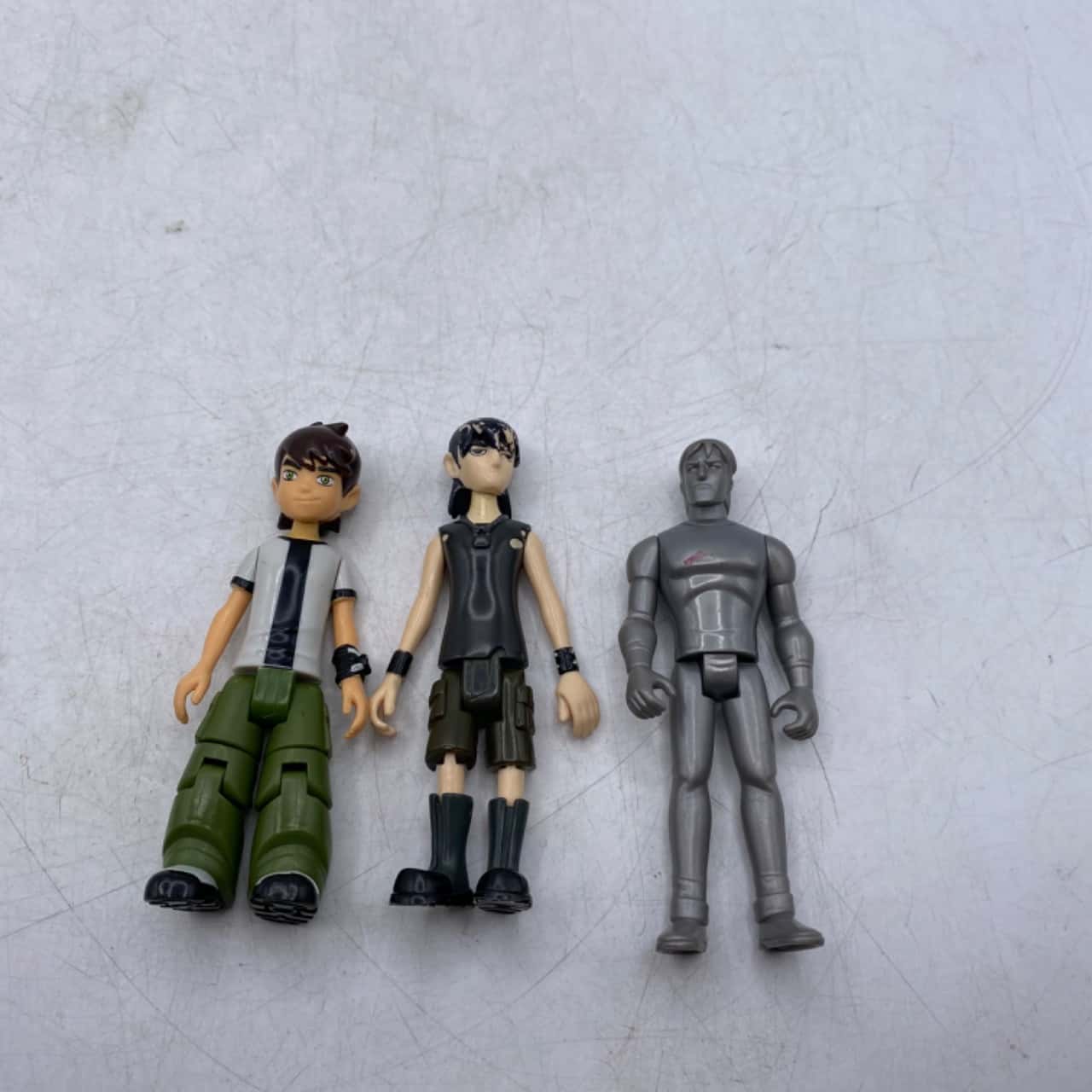 Ben 10 Bundle Omnitrixes and Figures(s)