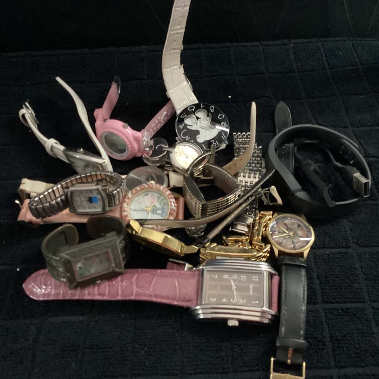 Bag of assorted watches(s)